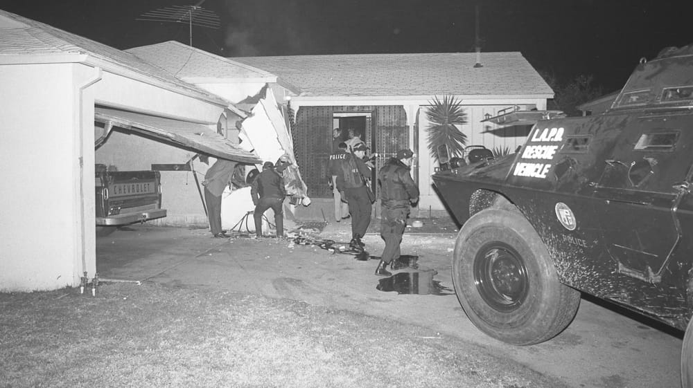 Why did LA28 hire an Army general as CEO?